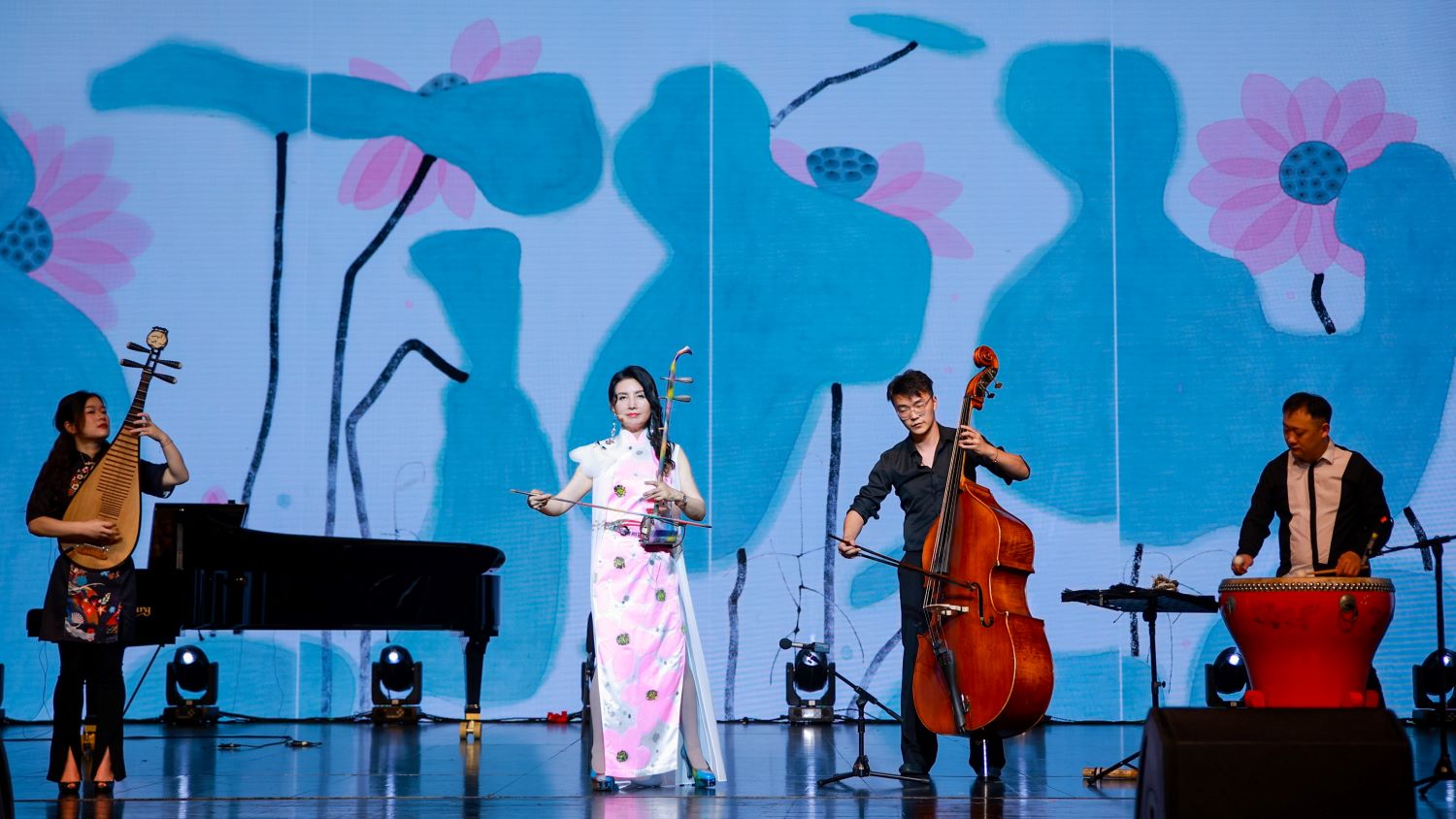 Ma Xiaohui reprises “Crouching Tiger, Hidden Dragon”; “Erhu New Music ...